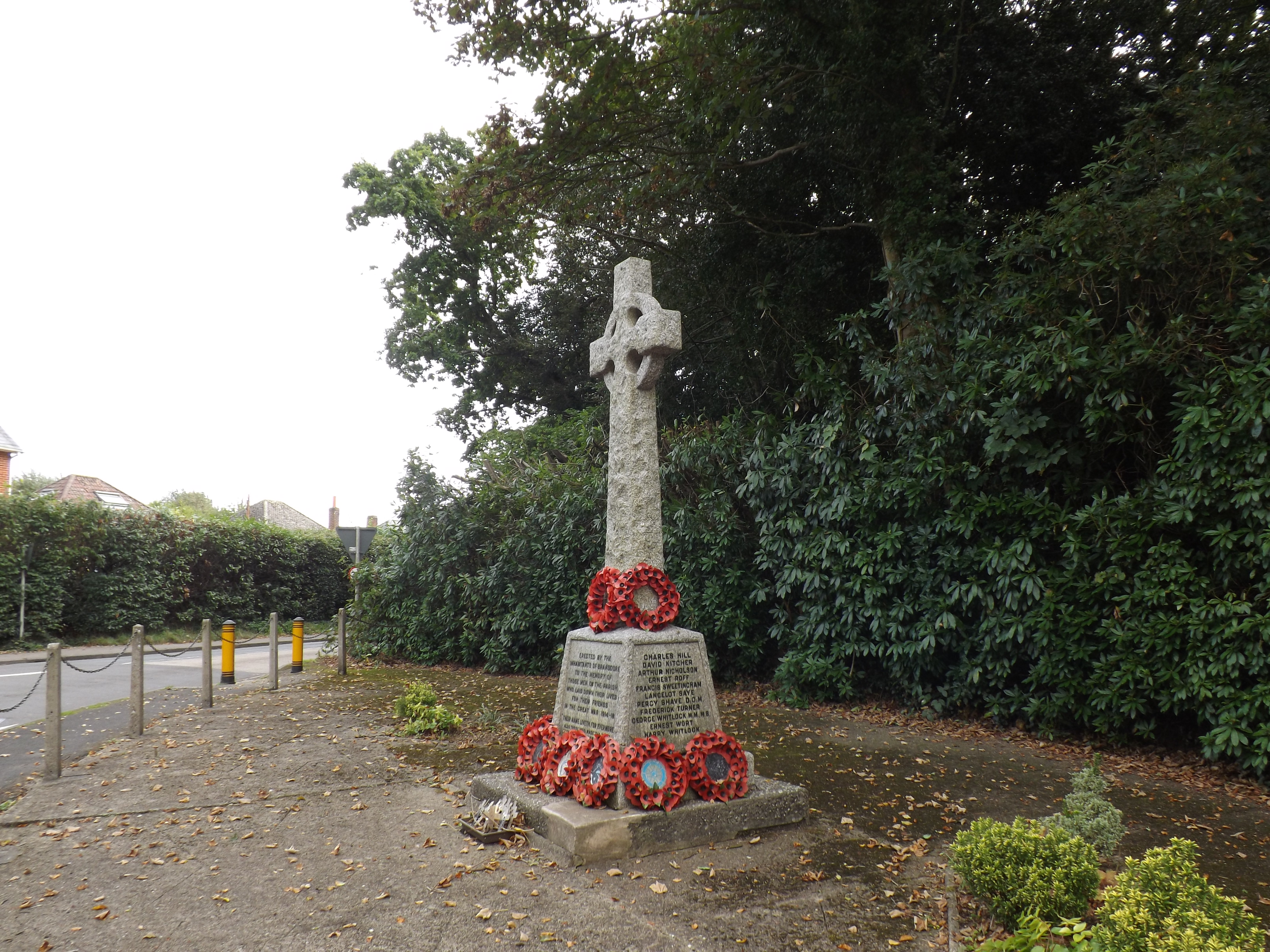 BRANSGORE - War Memorials Online